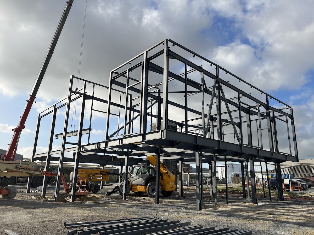 Structure métallique pour la construction de locaux tertiaires